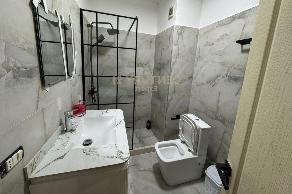 AT THE FRATARI COMPLEX WE RENT APARTMENT 2+1+2 - Tirane, Astiri - Dua Shpi